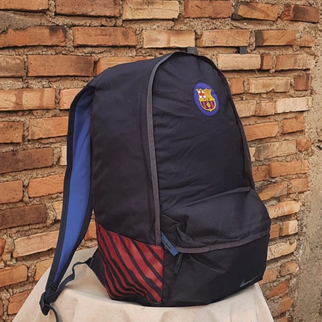Nike fc barcelona backpack, Fesyen Pria, Tas & Dompet , Ransel di Carousell