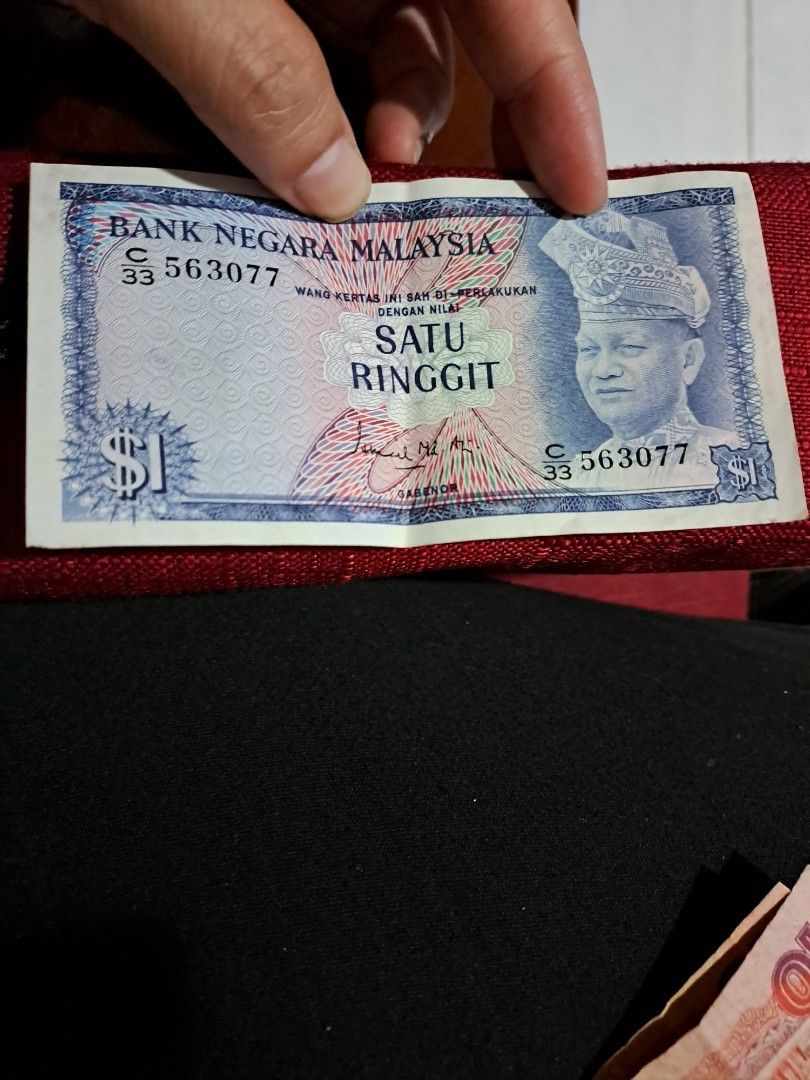 Malaysia old currency rm1, Hobbies & Toys, Memorabilia & Collectibles ...