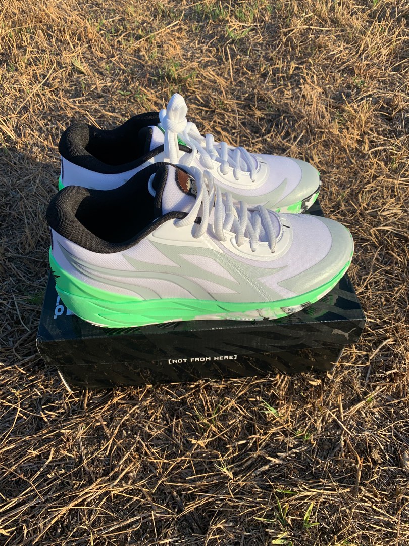 Puma Lamelo Ball v2, Men's Fashion, Footwear, Sneakers on Carousell