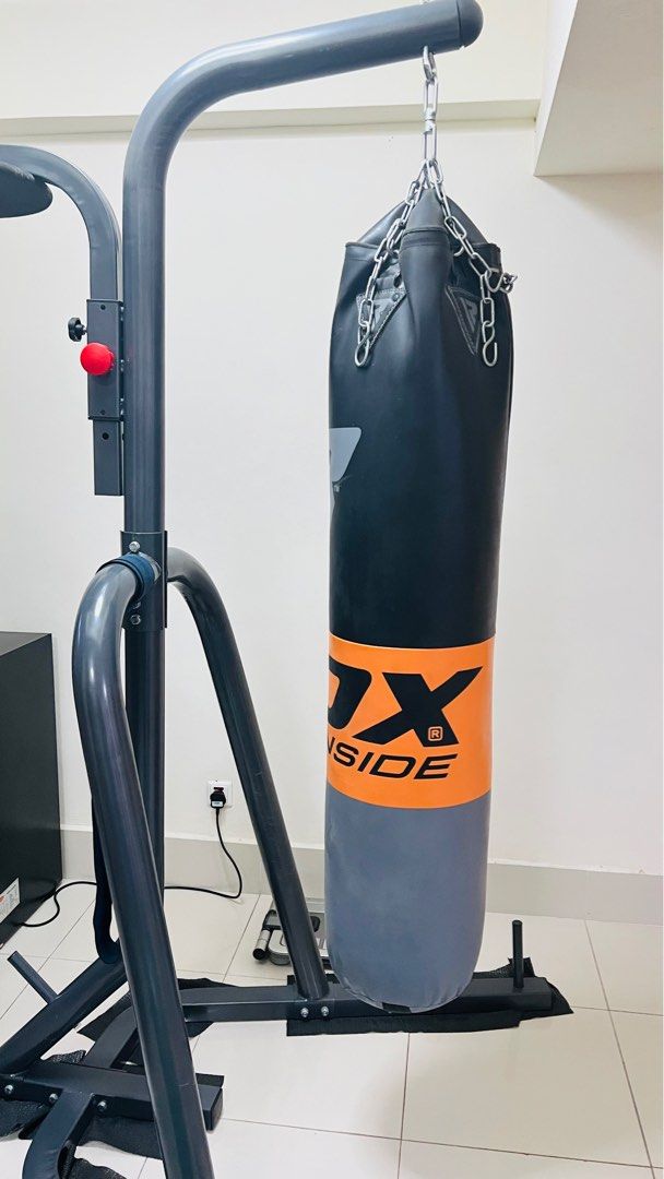 Punching Bag with stand, pull up & dip station, Sports Equipment ...