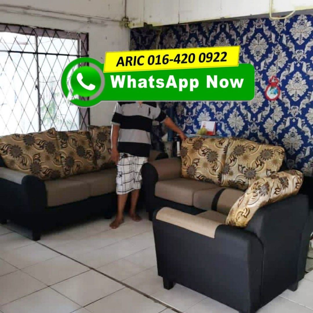 Sofa Ansuran Kedai, Furniture & Home Living, Furniture, Sofas on Carousell