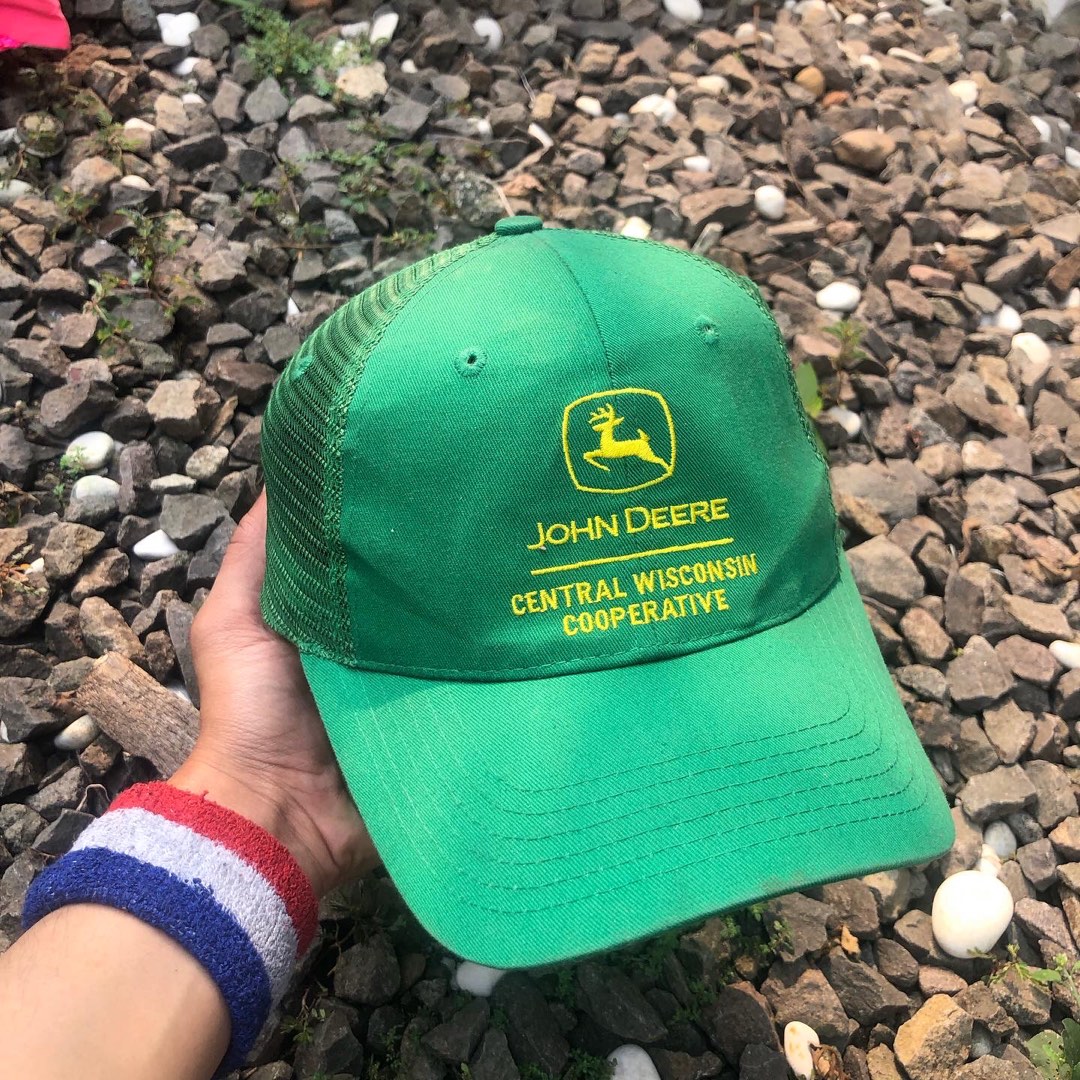 TOPI TRUCKER HAT - NOTHING RUNS LIKE JHON DEERE., Fesyen Pria ...