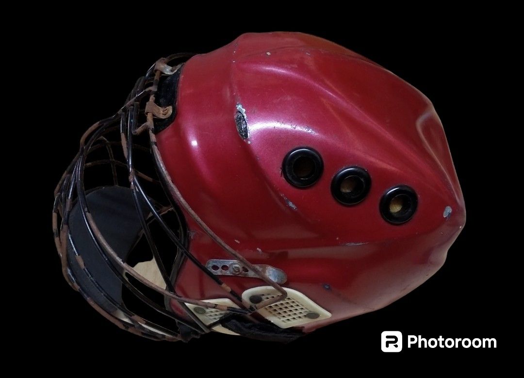 Vintage Yashino Cricket Helmet, Hobbies & Toys, Collectibles ...