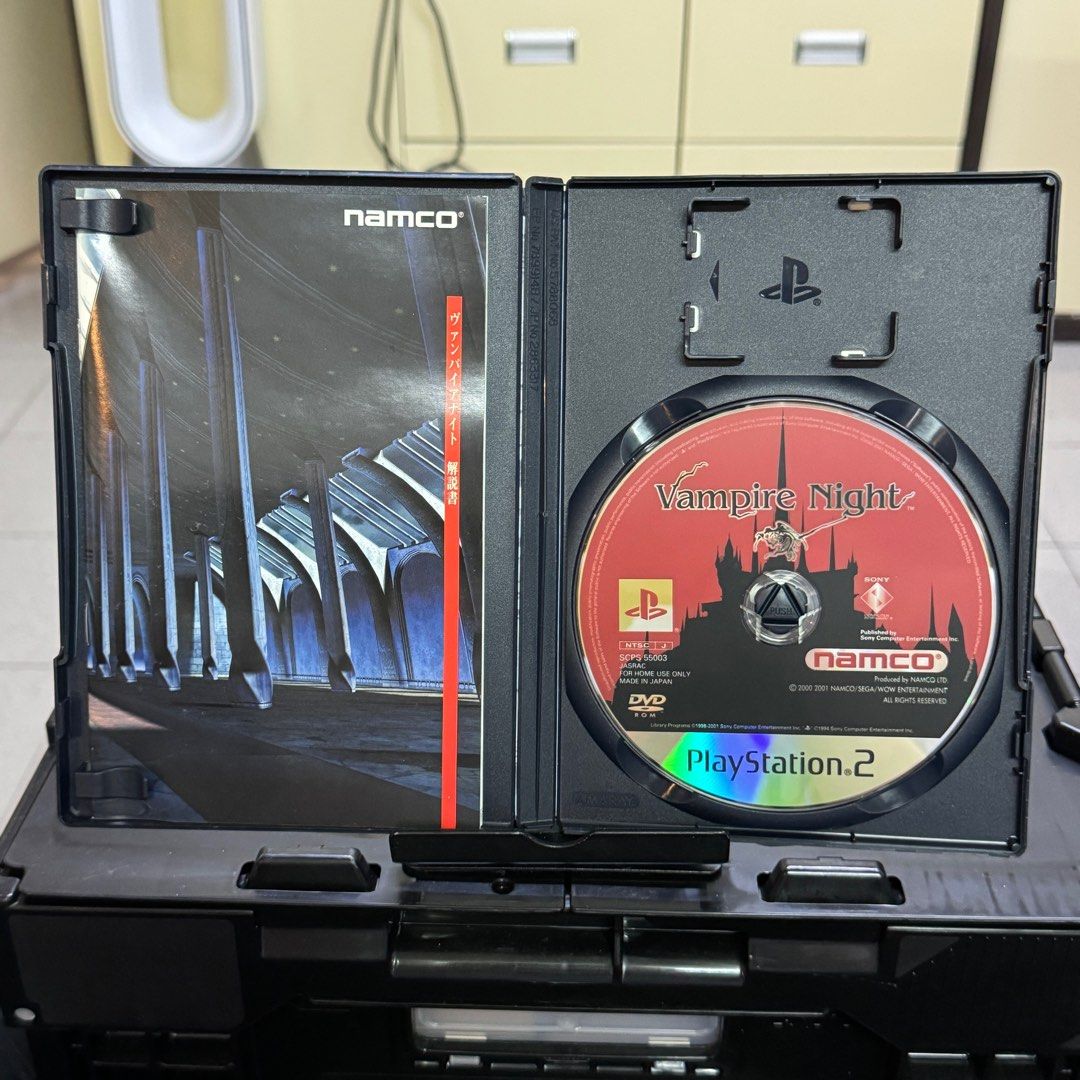 二手 PS2 PlayStation2 遊戲 Game Vampire Night 連 GUNCON 2 專用槍, 電子遊戲, 電子遊戲 ...