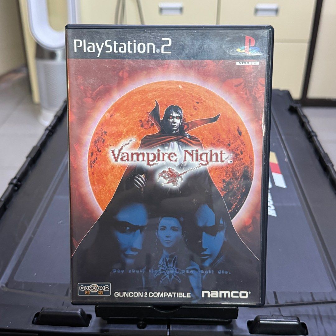 二手 PS2 PlayStation2 遊戲 Game Vampire Night 連 GUNCON 2 專用槍, 電子遊戲, 電子遊戲 ...