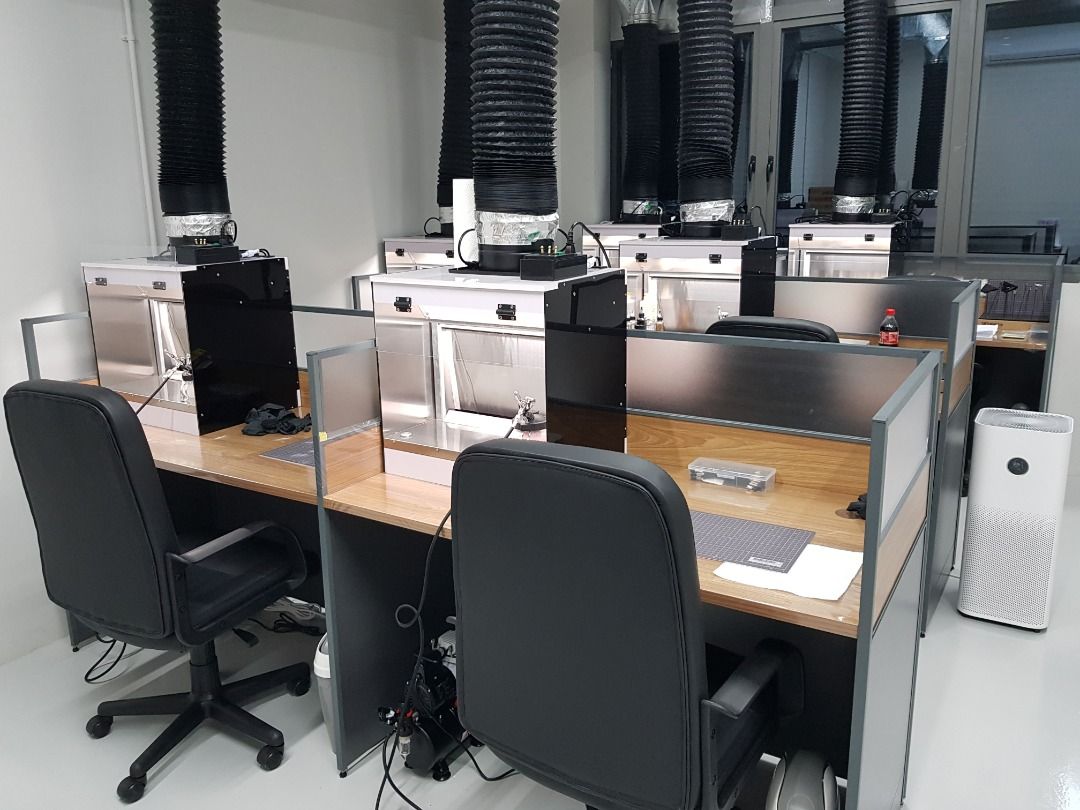 Singapore Airbrush Spray Booth Workstation Rental (Hourly rate ...