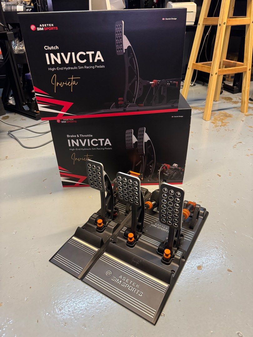 Asetek invicta pedals with clutch, Hobbies & Toys, Toys & Games on ...