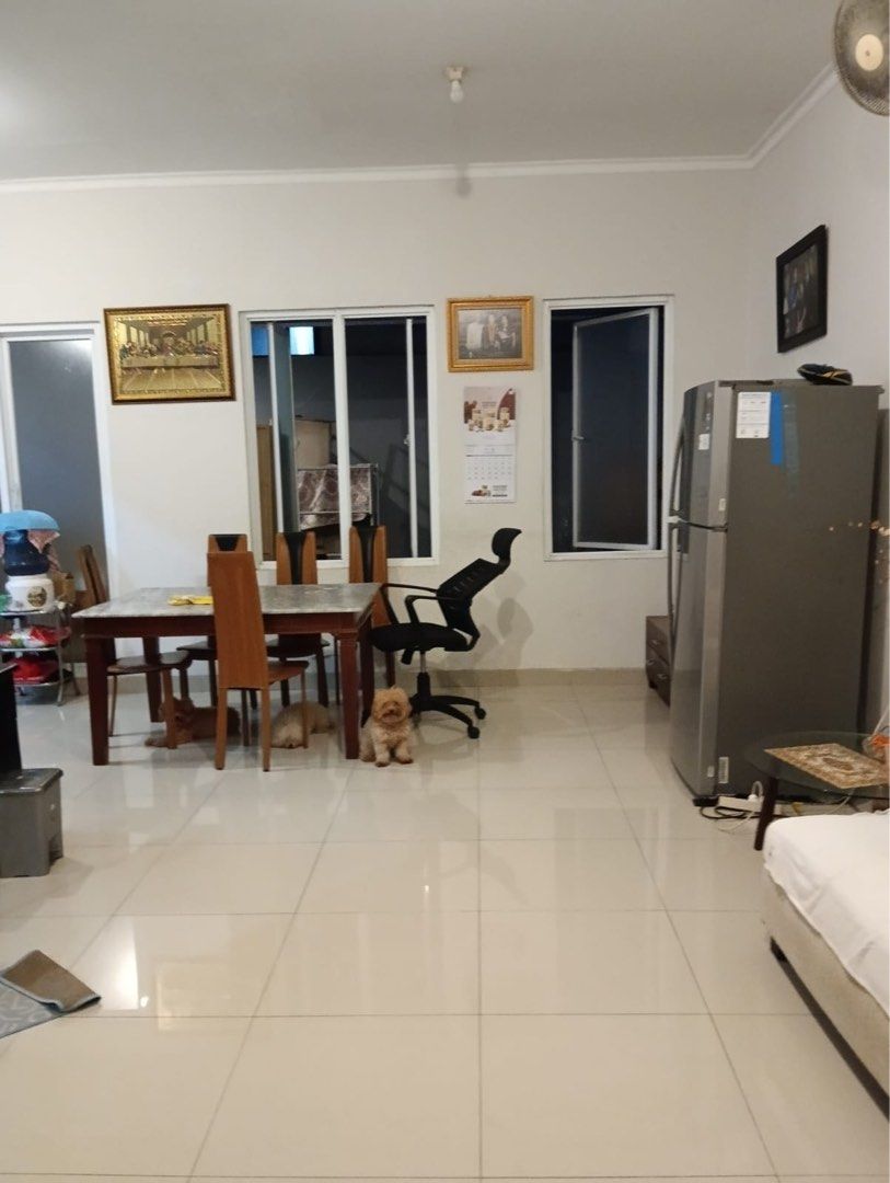 DI JUAL RUMAH GADING SERPONG TRIMEZIA HADAP TIMUR LAUT, Properti ...