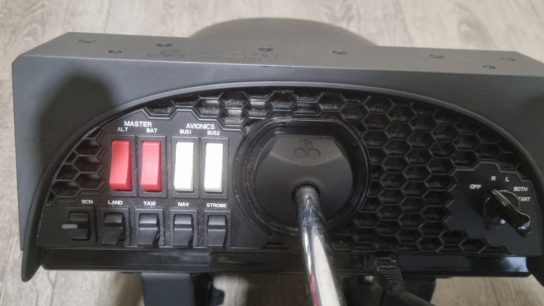 Honeycomb Alpha Flight Yoke, Video Gaming, Gaming Accessories ...