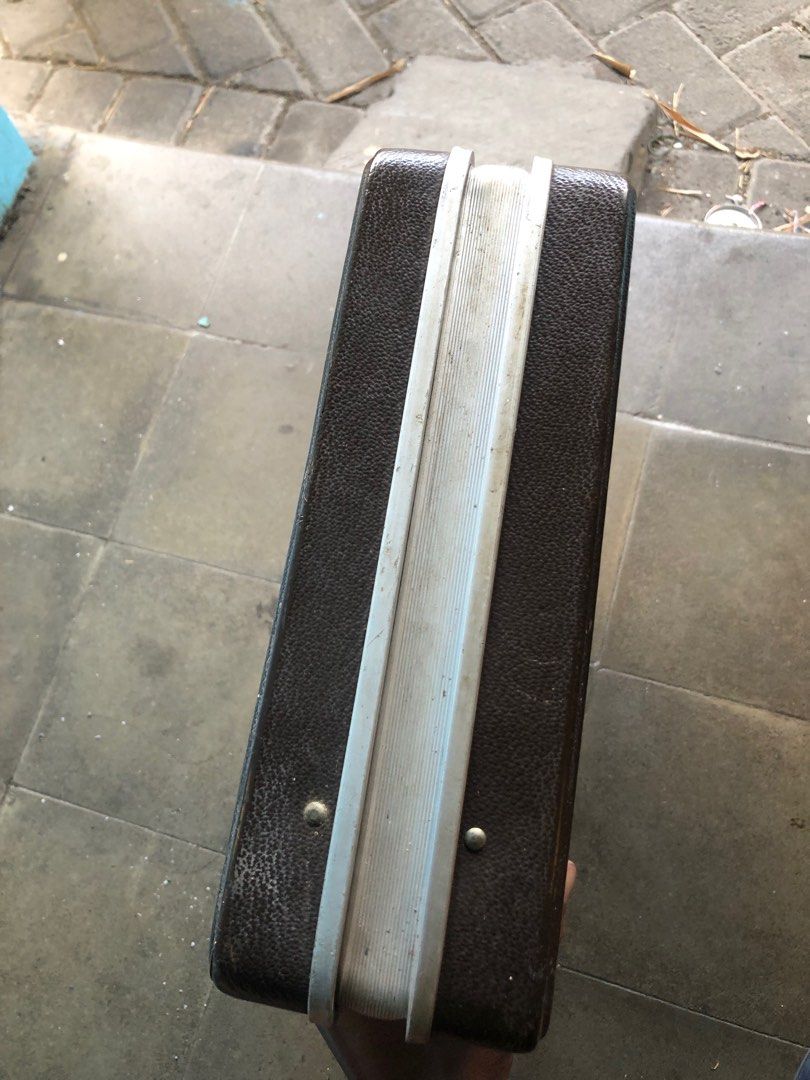 koper jadul president suitcase, Antik, Furnitur di Carousell