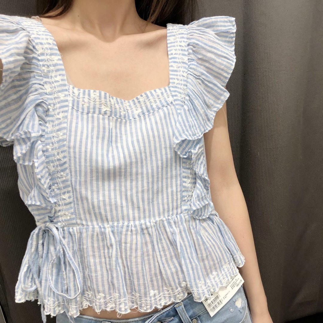 LF: this top, Women's Fashion, Tops, Blouses on Carousell