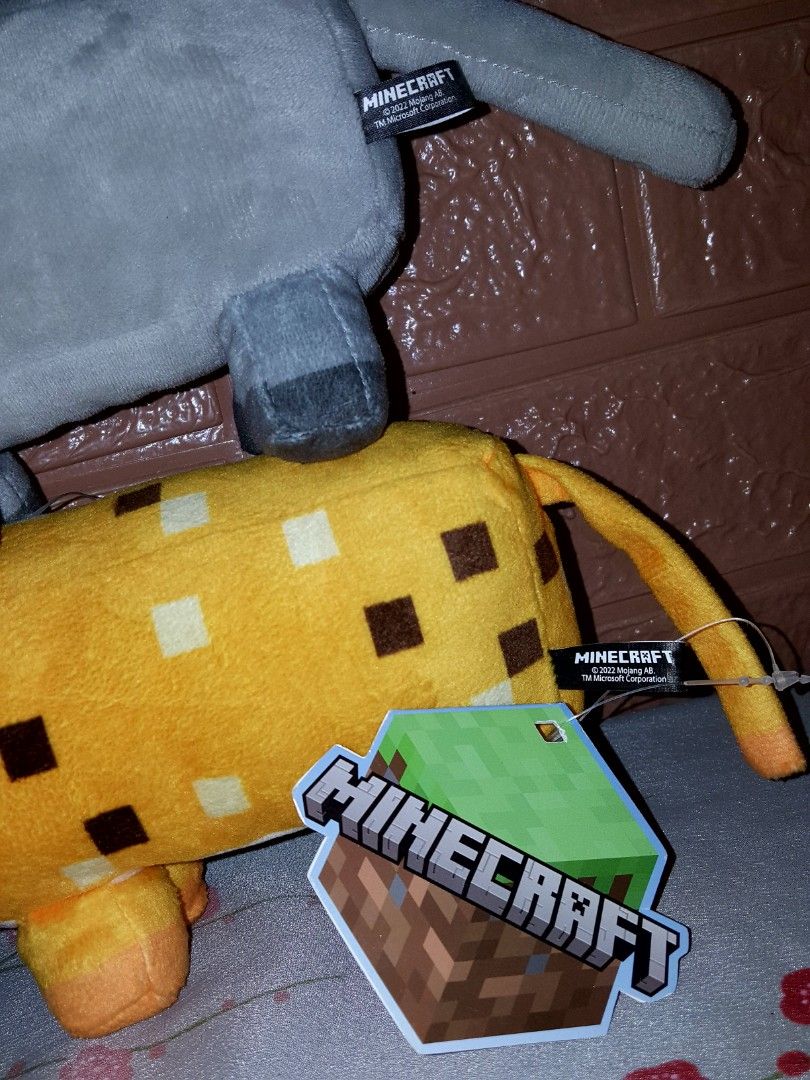 Minecraft Cheetah And Wolf Animal Plush, Hobbies & Toys, Toys & Games ...