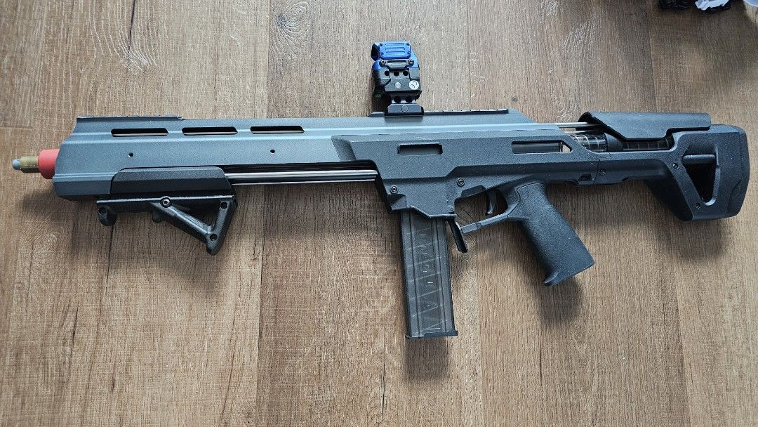 NERF blaster - Razor, Hobbies & Toys, Toys & Games on Carousell