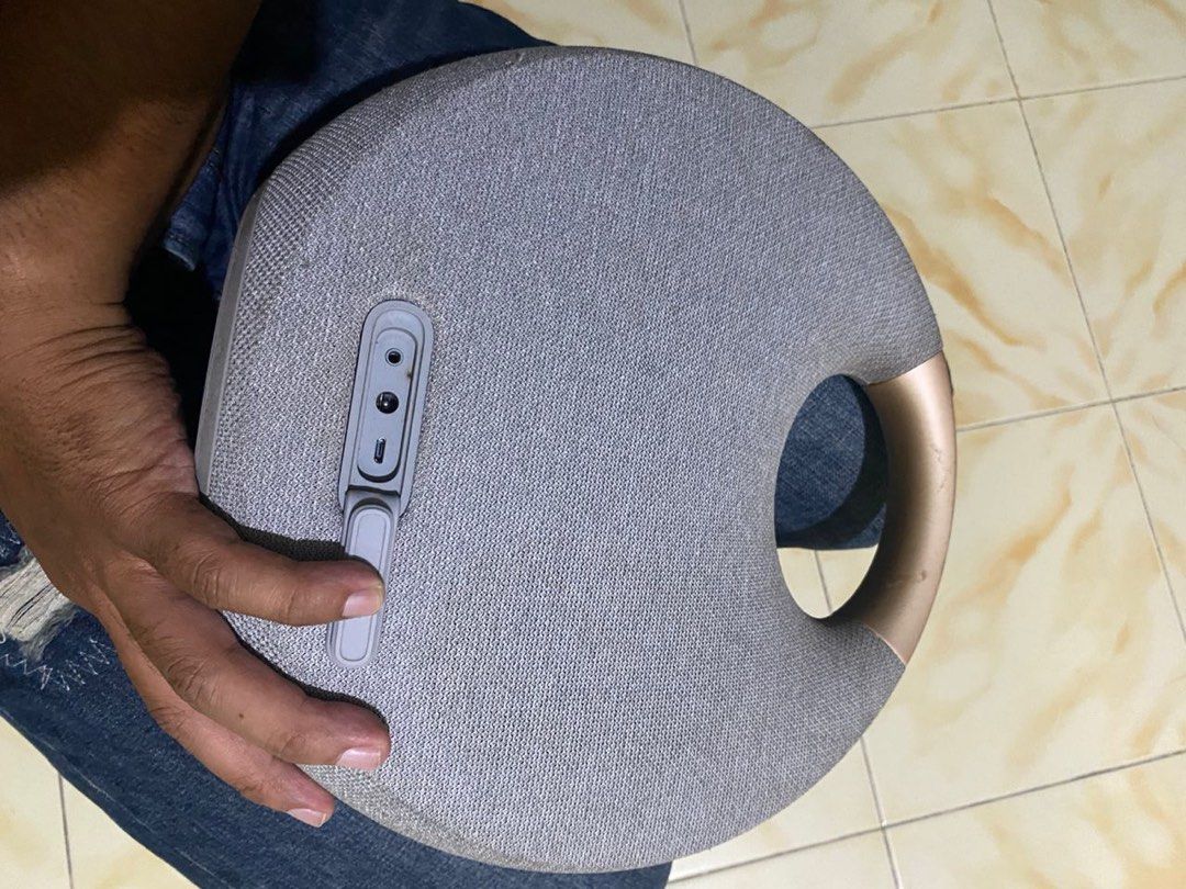 onyx studio 6, Audio, Soundbars, Speakers & Amplifiers on Carousell
