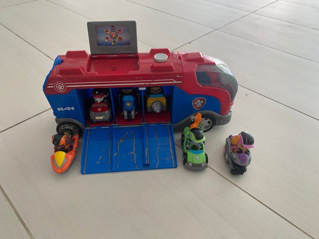 Paw Patrol patroller bus, Hobbies & Toys, Toys & Games on Carousell