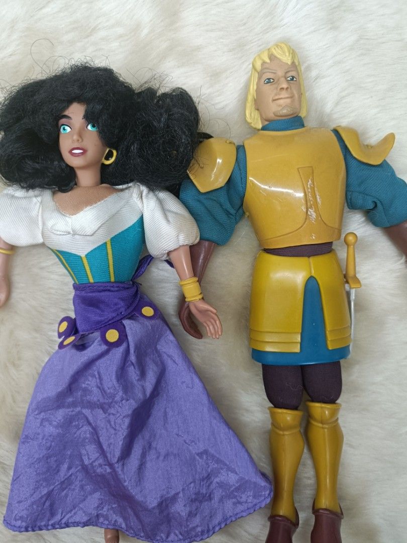 The Hunchback and Notre Dame Esmeralda and Prince, Hobbies & Toys, Toys ...