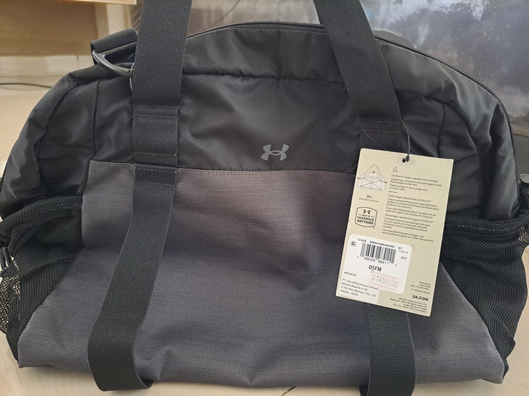 Under Armour Project Rock Gym Bag, Olah Raga, Perlengkapan Olahraga ...