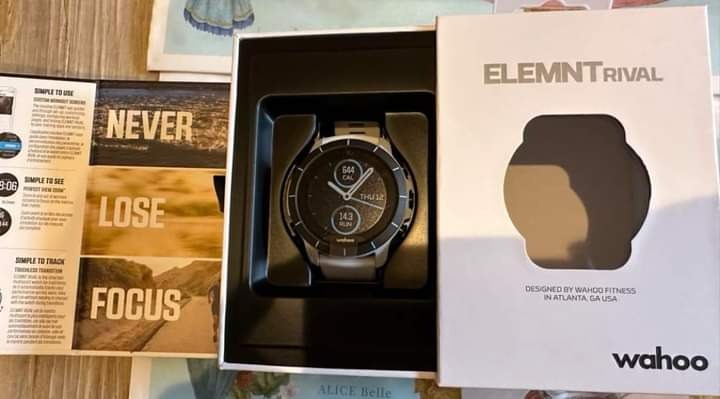 Wahoo Element Rival GPS watch, Mobile Phones & Gadgets, Wearables ...