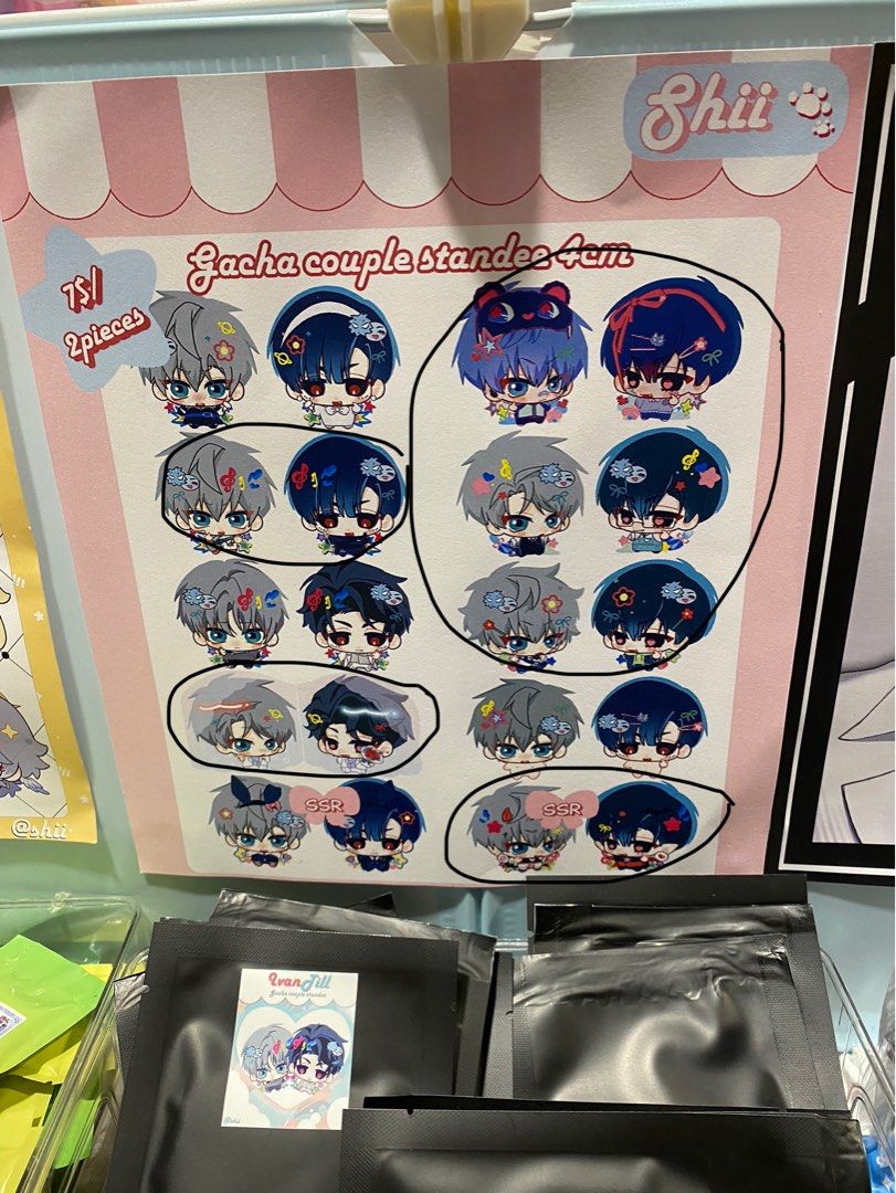 (Wtt) Alien stage Ivan and till stand, Hobbies & Toys, Memorabilia ...