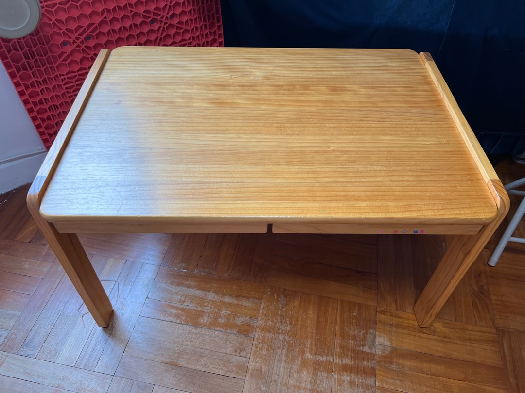Yamatoya table only, 兒童＆孕婦用品, 兒童傢具, 兒童傢具 - 桌子及椅子 - Carousell