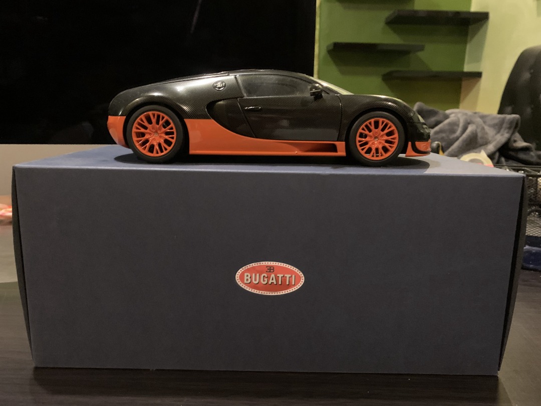 AUTOART SIGNATURE - Bugatti Veyron 16.4 Super Sport, Hobbies & Toys ...