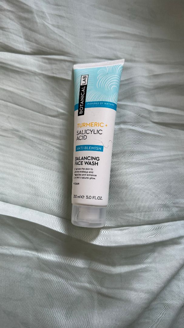 Botanical Lab Turmeric + Salicylic Acid Balancing Gel Face Cleanser for ...