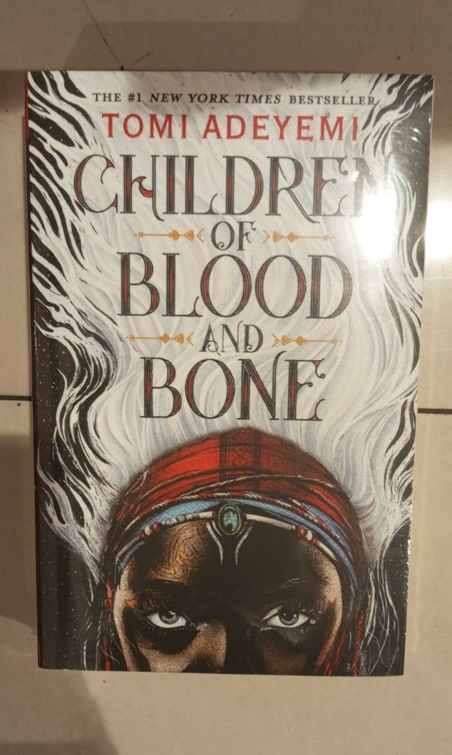 Children of blood and bone Tomi Adeyemi, Buku & Alat Tulis, Buku di ...