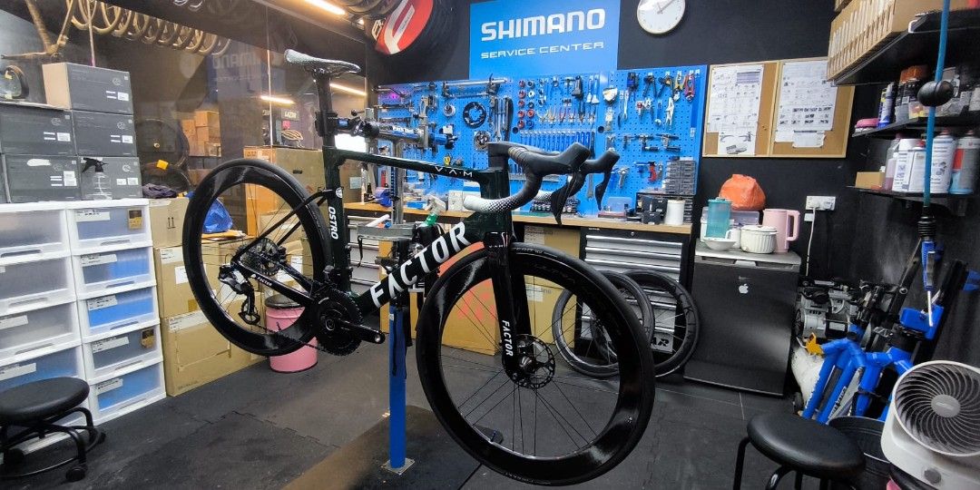 Factor Ostro Vam V1 Racing Green, Sports Equipment, Bicycles & Parts ...