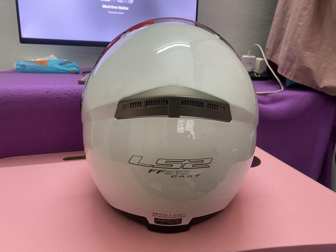 Flip up helmet LS2 ( glossy white ), Auto Accessories on Carousell
