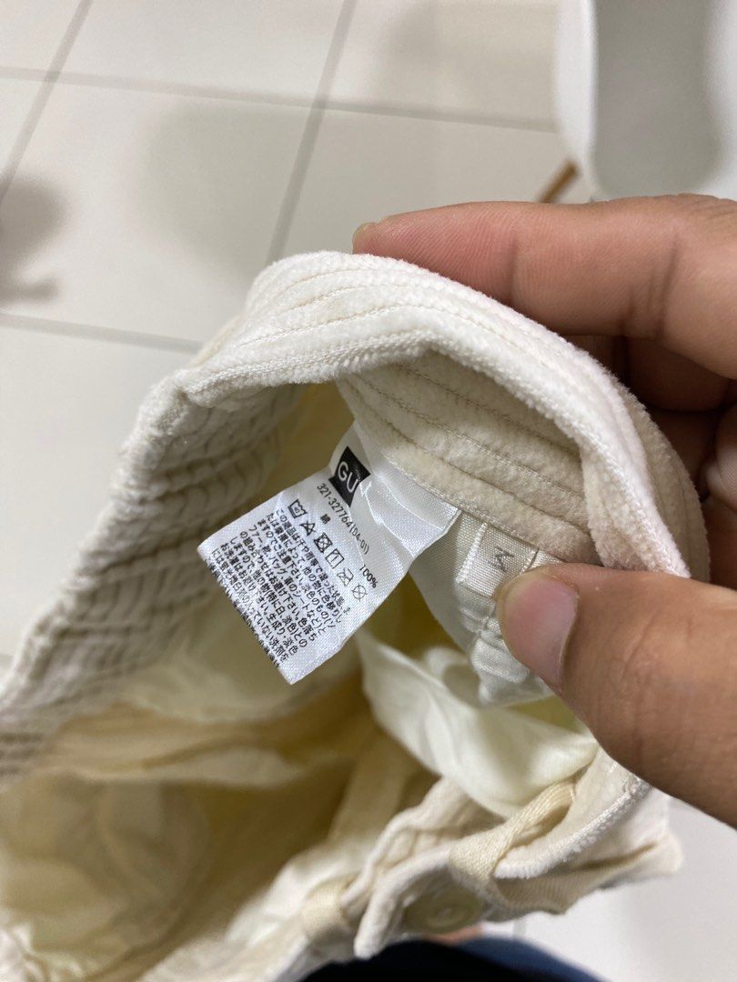 GU/Uniqlo Corduroy Cream Ankle Pantsy, Men's Fashion, Bottoms, Trousers ...