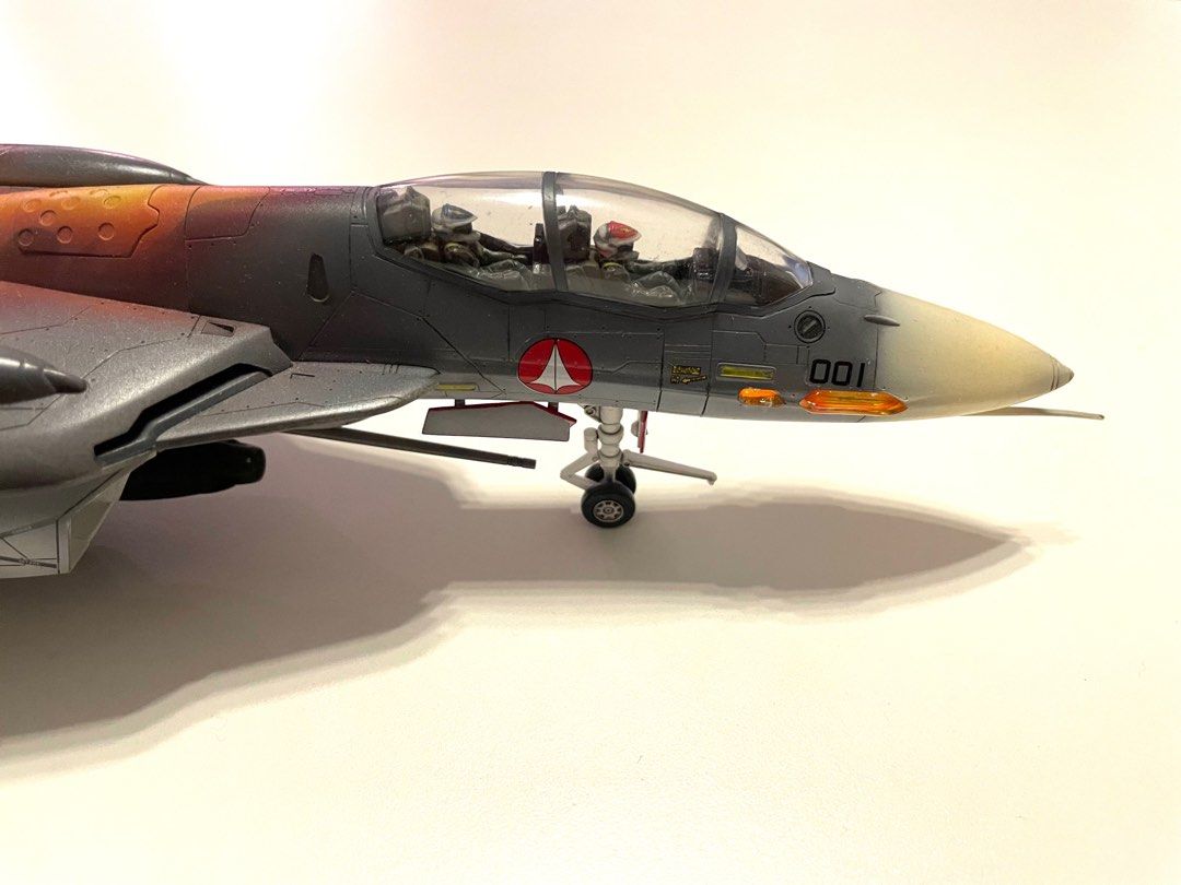 全上色完成品Macross VF-0B Macross plus 超時空要塞韋基利，長谷川模型1:72scale Hasegawa models, 興趣及遊戲, 玩具 & 遊戲類 ...
