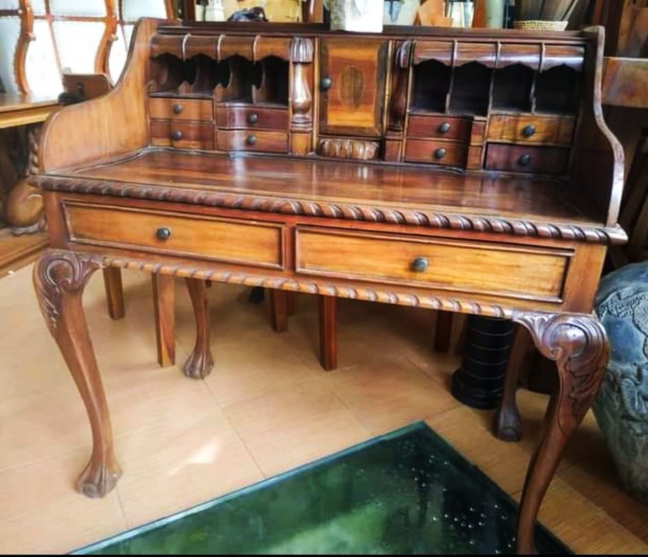 ( SOLD OUT ) Meja belajar Jati, Usia tua kuno classic peninggalan kakek ...