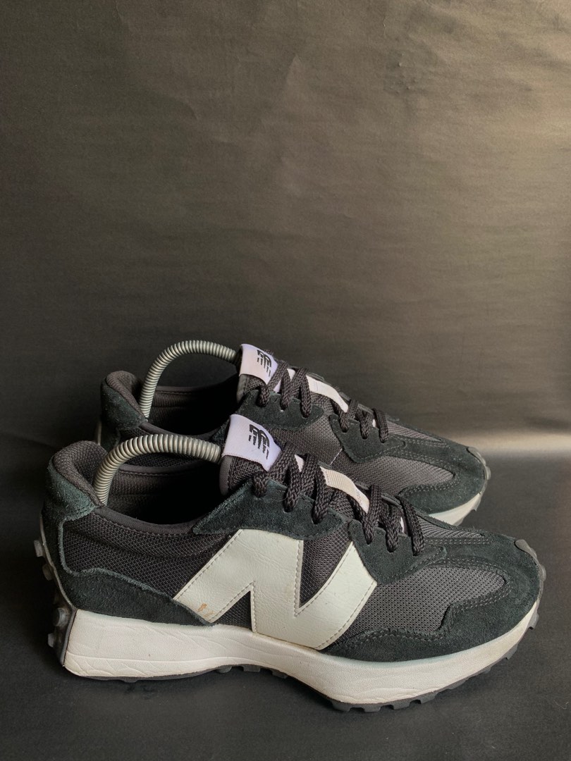 NEW BALANCE 327, Men's Fashion, Footwear, Sneakers on Carousell