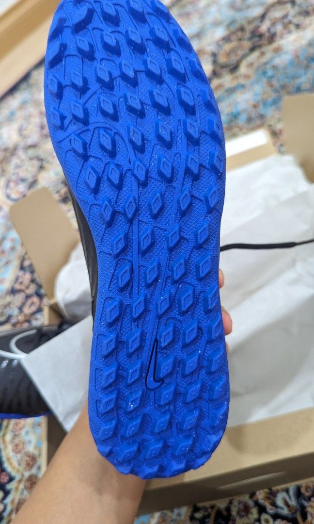 NIKE FOOTBALL FUTSAL PHANTOM GX CLUB TF, Men's Fashion, Footwear, Boots ...