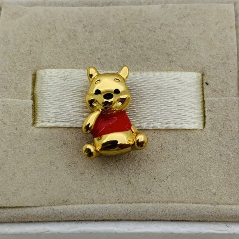 pandora Disney Winnie the Pooh Bear Charm 762212C01, Men's Fashion ...