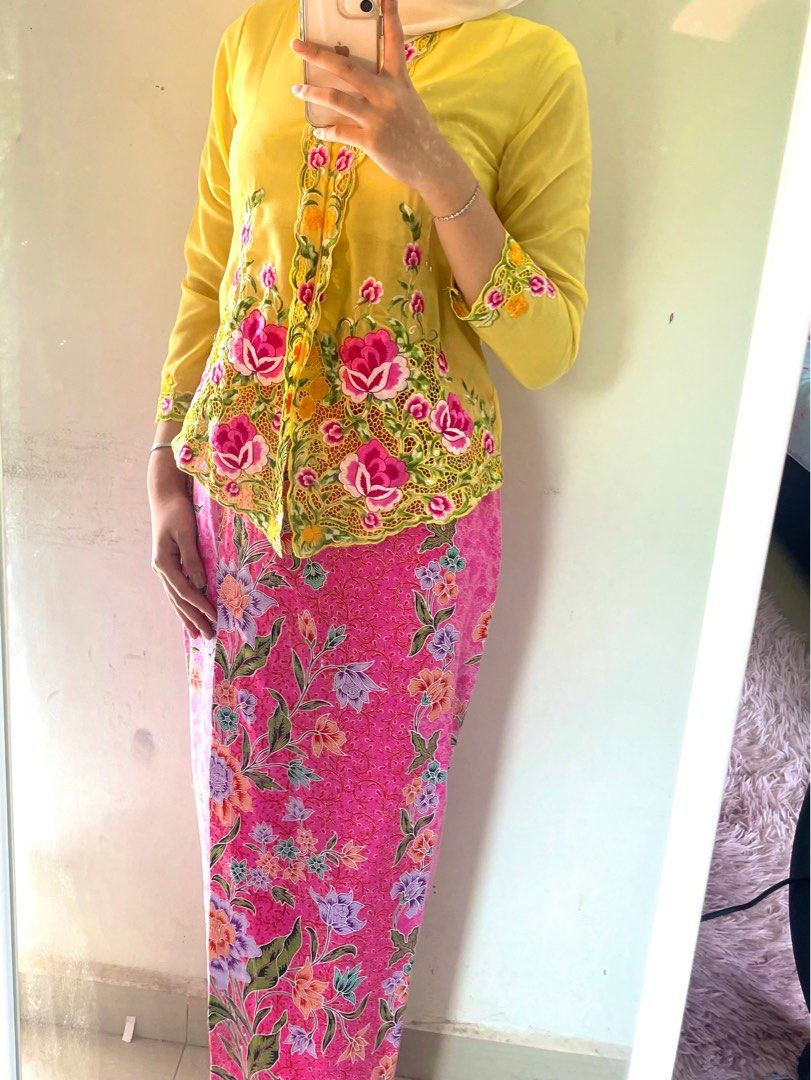 [RENT] traditional Kebaya Baba Nyonya Melaka, Women's Fashion, Muslimah ...