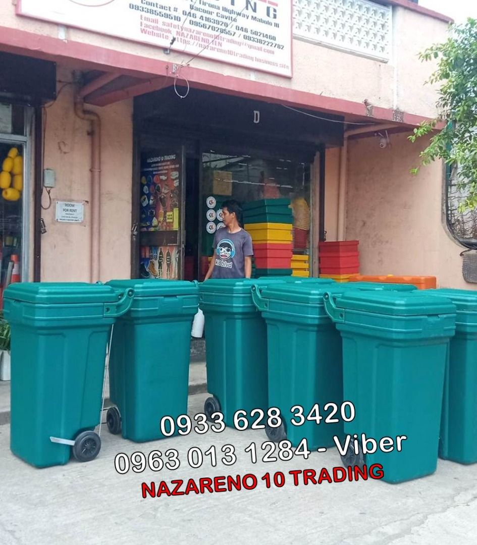 Roller king Trash bin with wheels, Furniture & Home Living, Cleaning ...