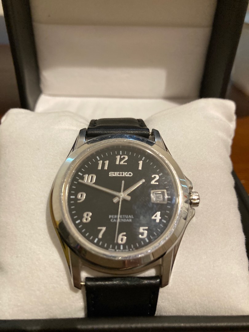 Seiko 8F32-00P0 perpetual calendar, Luxury, Watches on Carousell