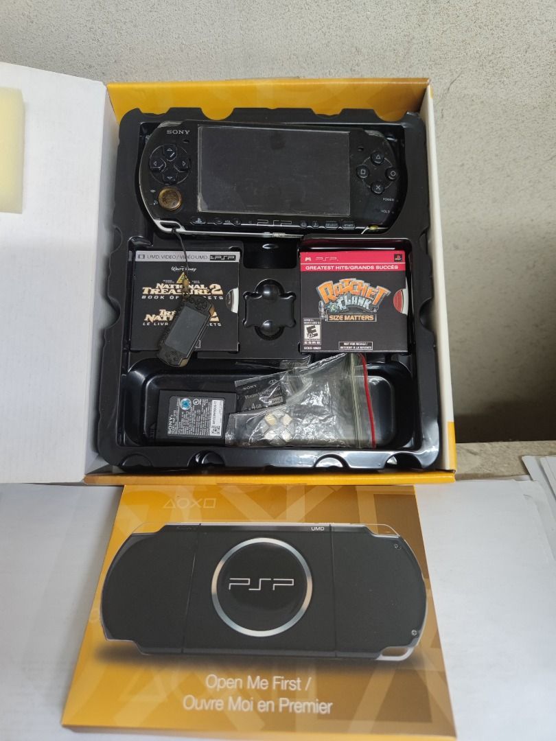 SONY PlayStation Portable Limited Edition Ratchet & Clank Entertainment ...