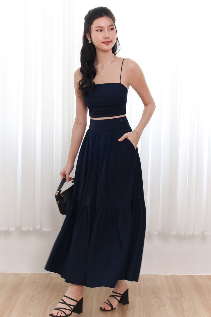 Tilly Tiered V2 Petite In Midnight, Women's Fashion, Dresses & Sets ...