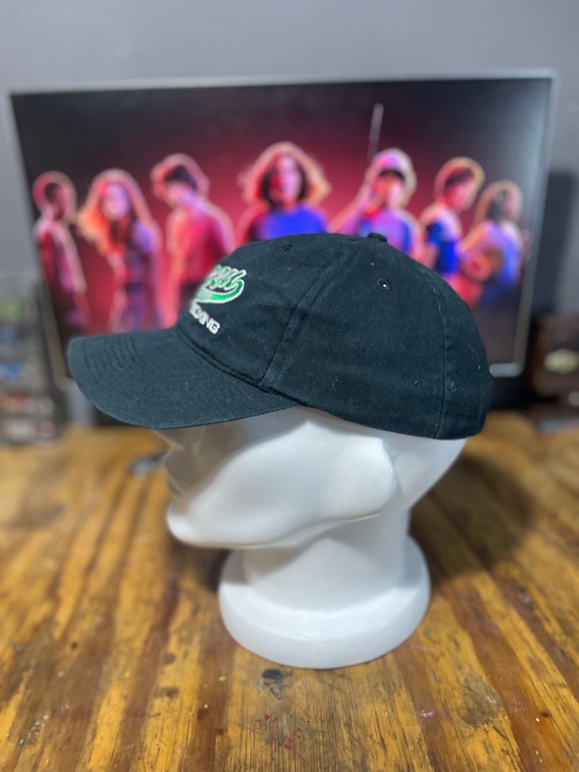Topi green machine boxing, Fesyen Pria, Aksesoris, Topi di Carousell