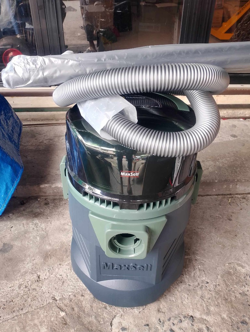 WET AND DRY VACUUM CLEANER, Commercial & Industrial, Construction ...