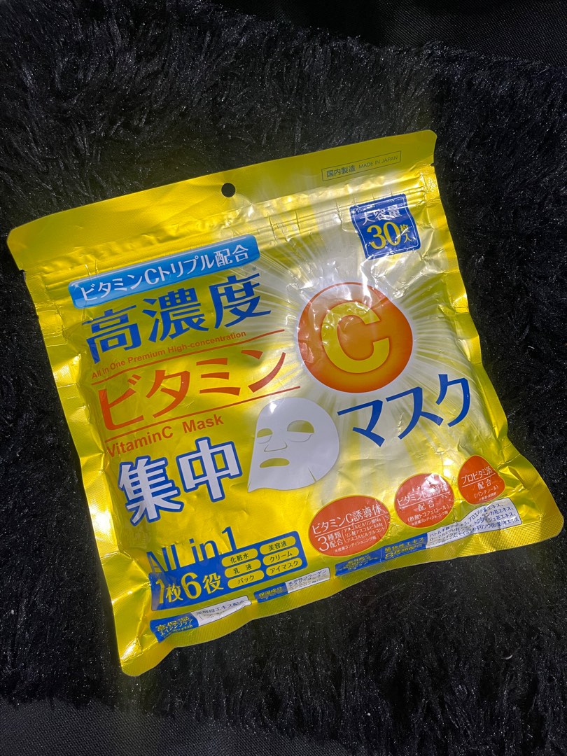 AUTHENTIC ROHTO MELANO CC VITAMIN C FACIAL MASK, Beauty & Personal Care ...