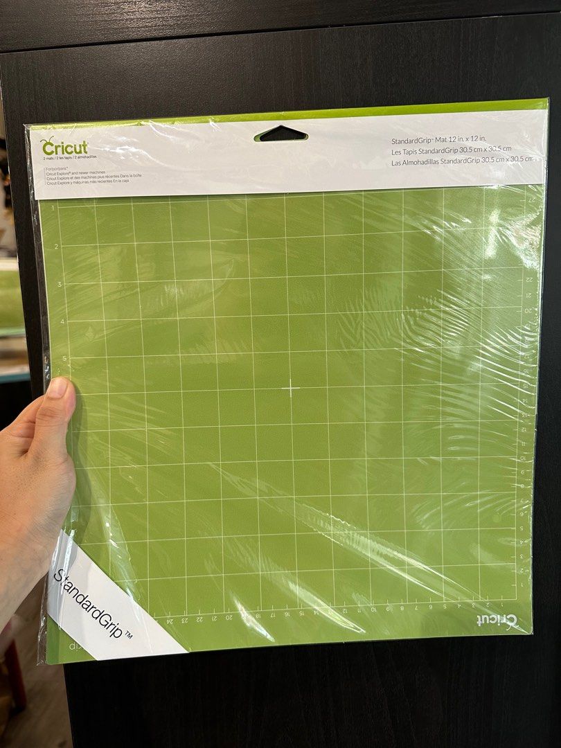 BNIB Cricut Standard Grip 12x12 inch Mat, Hobbies & Toys, Stationery ...