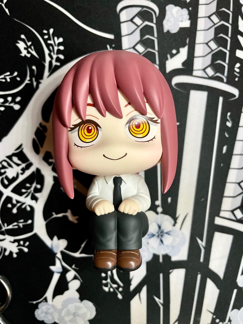 Chainsaw Man Makima Look Up Figure Set (BIB), Hobbies & Toys, Toys ...