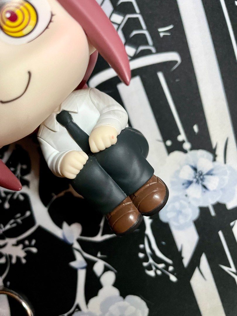 Chainsaw Man Makima Look Up Figure Set (BIB), Hobbies & Toys, Toys ...