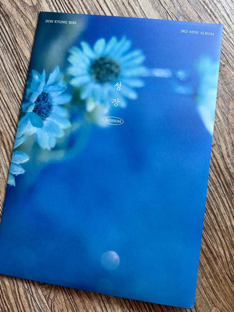 Doh Kyungsoo BLOSSOM POSTER SET, Hobbies & Toys, Memorabilia ...