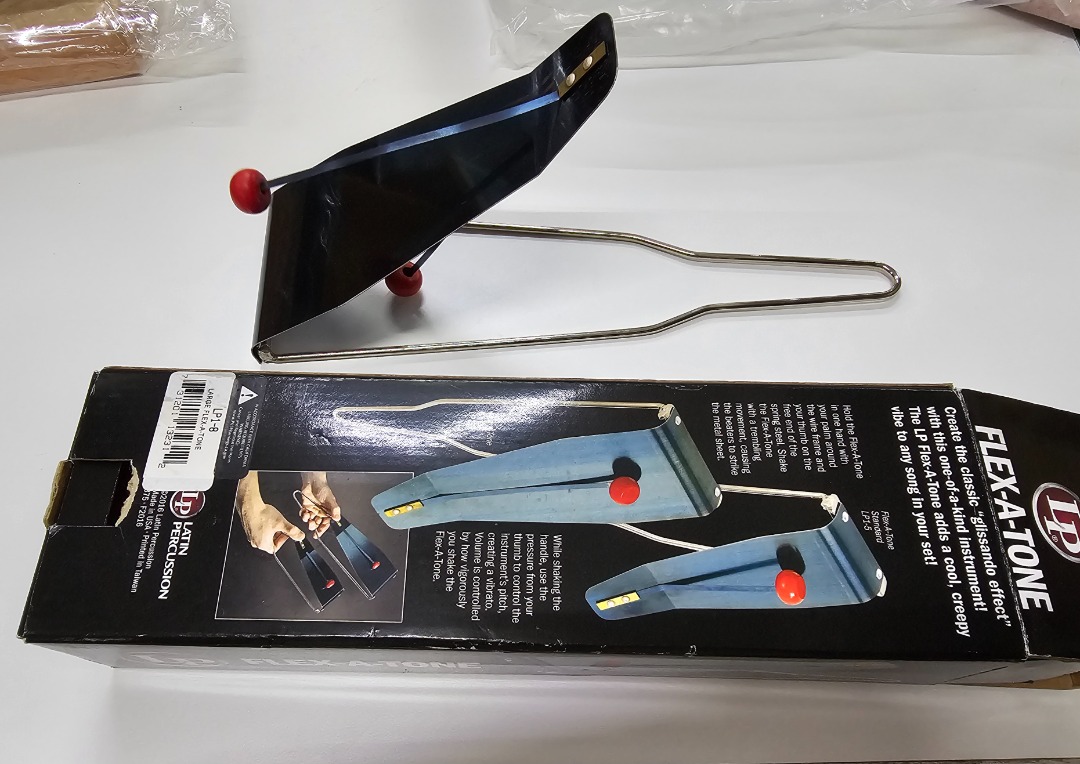 FLEX-A-TONE LARGE LP1-8 music instrument, Hobbies & Toys, Music & Media ...