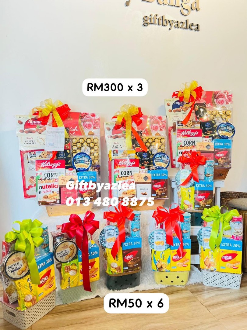 Hamper biskut dan chocolate ferrero rocher, Food & Drinks, Other Food ...