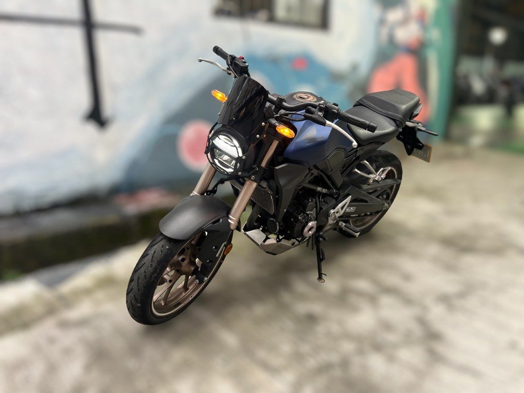 HONDA CB300R ABS 台本公司車, 機車, 重機在旋轉拍賣